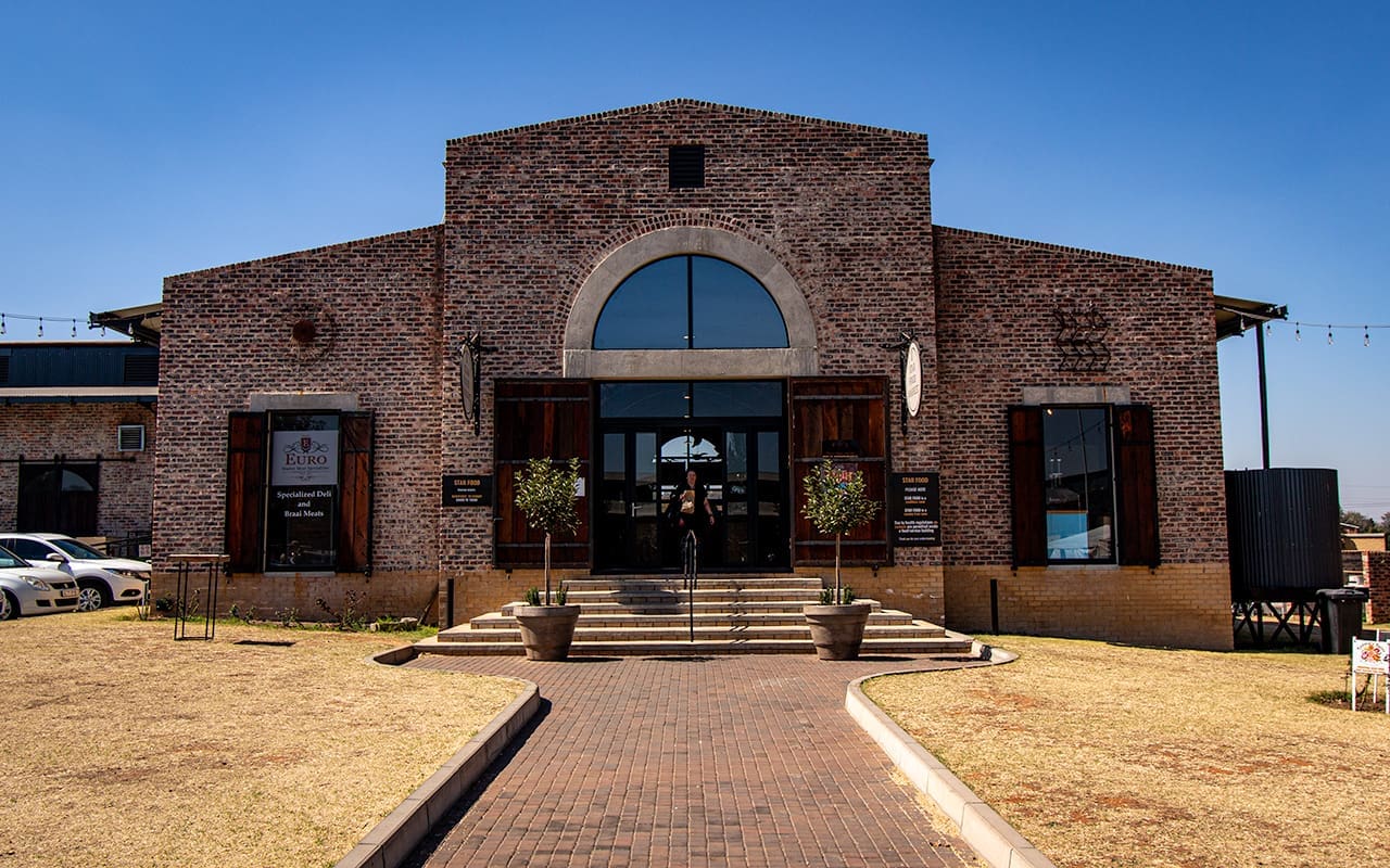 Prison Break Market | Venturo